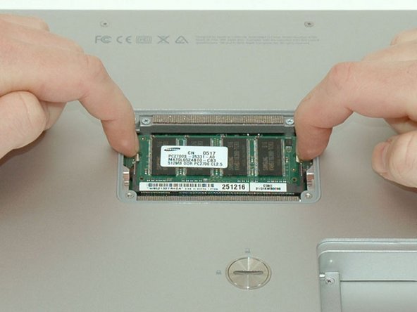 PowerBook G4 Aluminum 15" 1.5-1.67 GHz RAM Replacement - iFixit