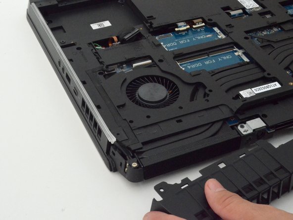 Alienware 17 R4 Plastic Cover Replacement - iFixit