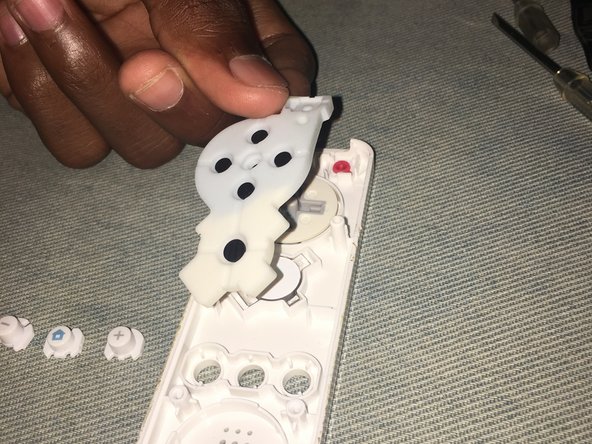 Nintendo Wii Remote & Wii Nunchuk Accessory Disassembly/Reassembly ...