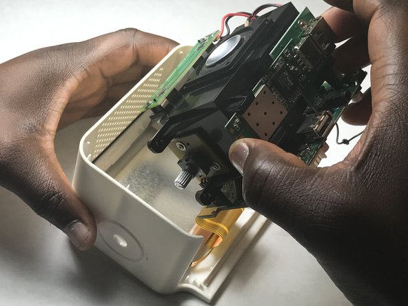 Chumby One Motherboard Replacement - iFixit Repair Guide