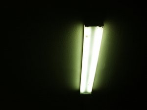 Fluorescent lights dim and flashing - Fluorescent light - iFixit