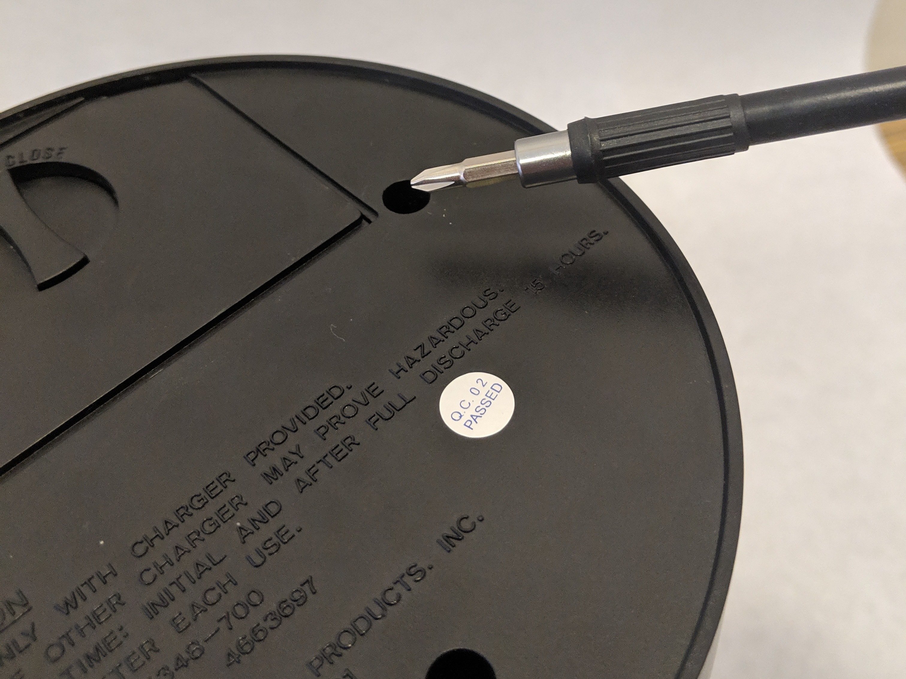 Coleman Rechargeable Fluorescent Twin Tube Battery Replacement - iFixit ...