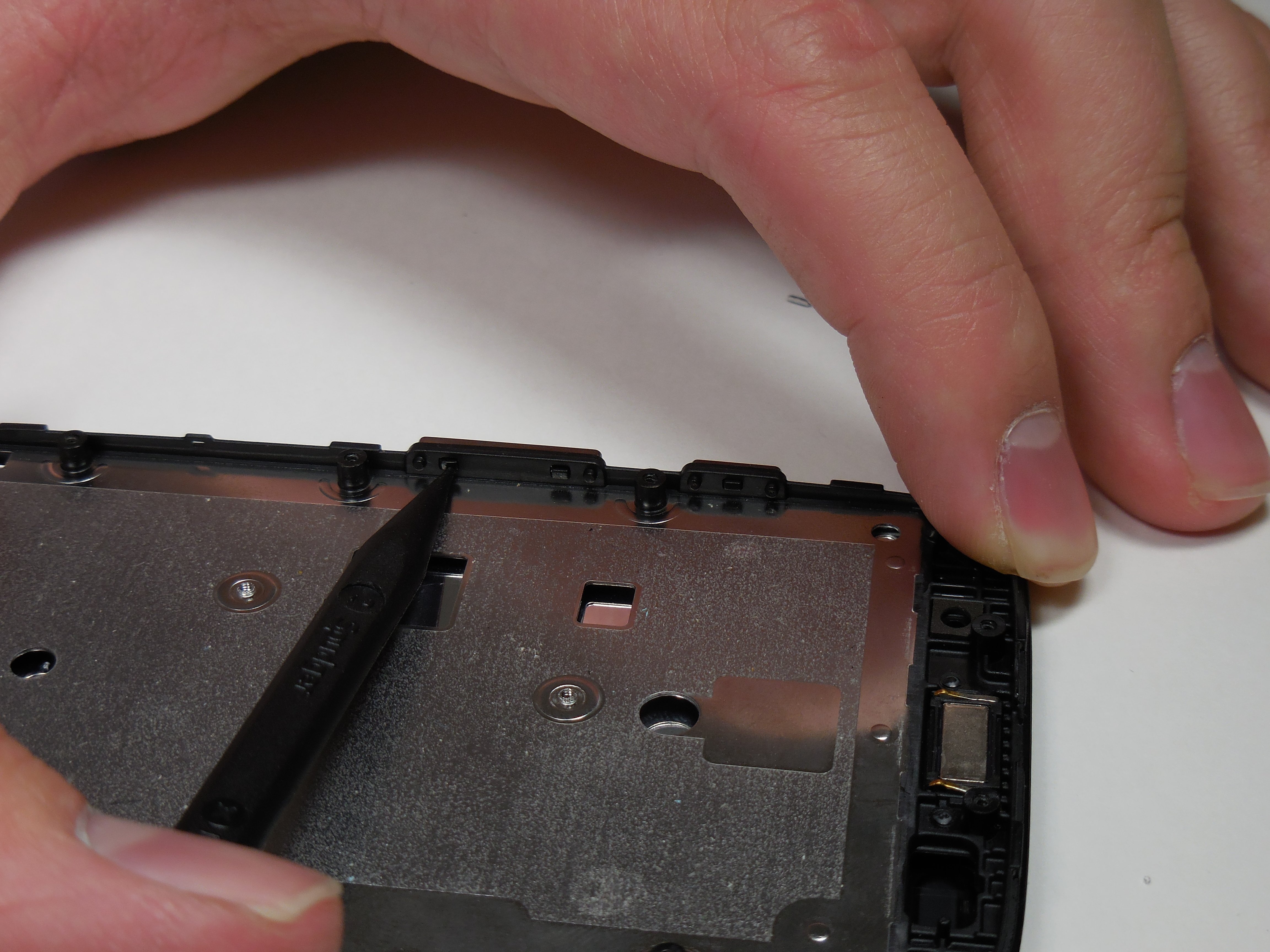Motorola Moto E Volume and Power Buttons Replacement - iFixit Repair Guide
