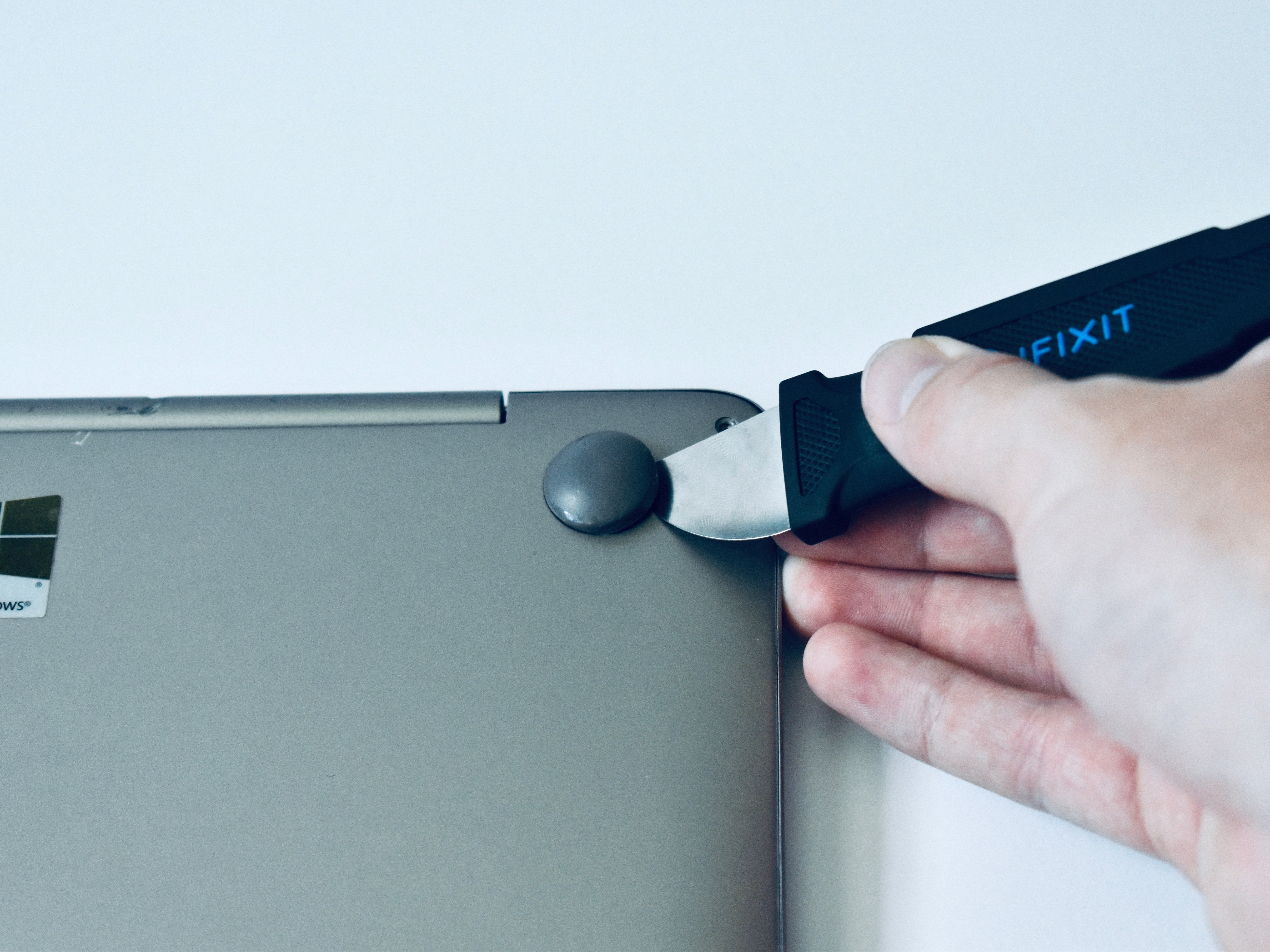 Asus ZenBook UX303U Back Panel Replacement - iFixit Repair Guide