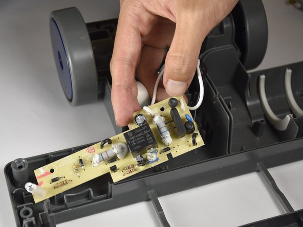 Shark Navigator Lift-Away Deluxe NV360 Motherboard Replacement - iFixit ...