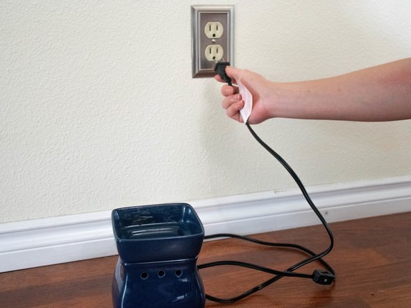 Scentsy Warmer Light Bulb Replacement - iFixit Repair Guide