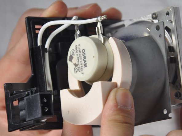 Optoma HD20 Light Bulb Replacement - iFixit