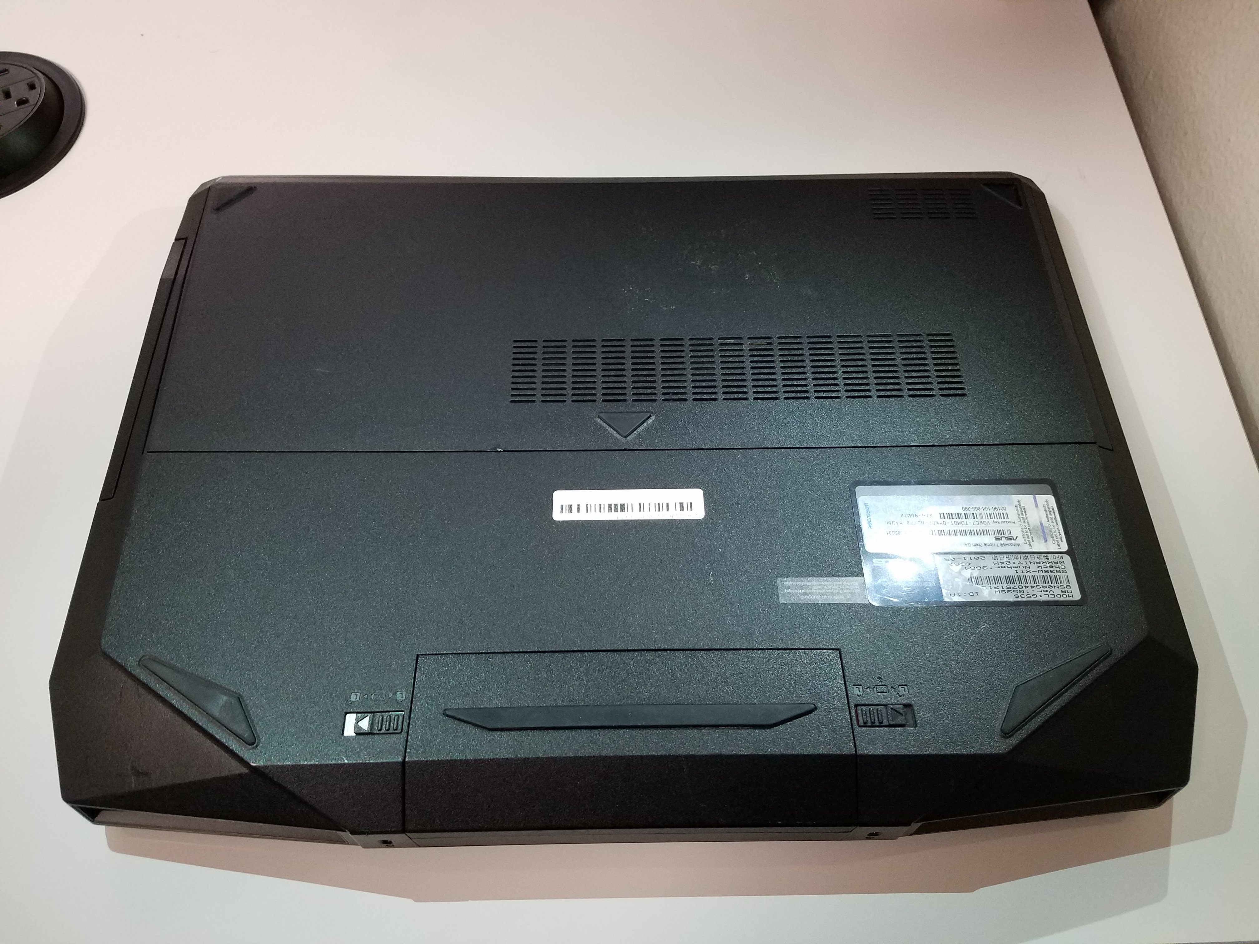 Asus ROG G53SW-XT1 Back Panel Replacement - iFixit Repair Guide