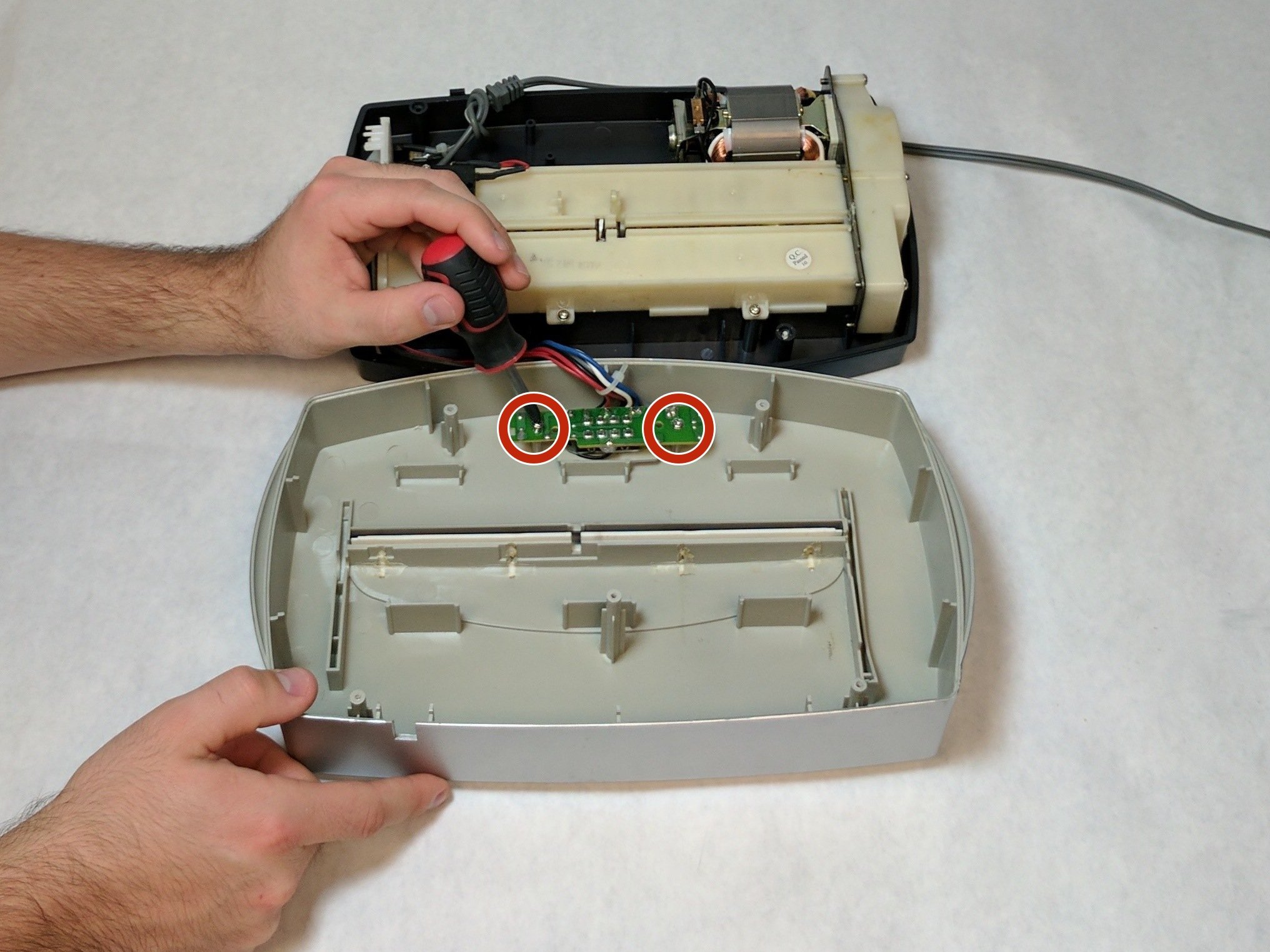 Fellowes T7CM On, Off, Reverse Switch Replacement - iFixit Repair Guide