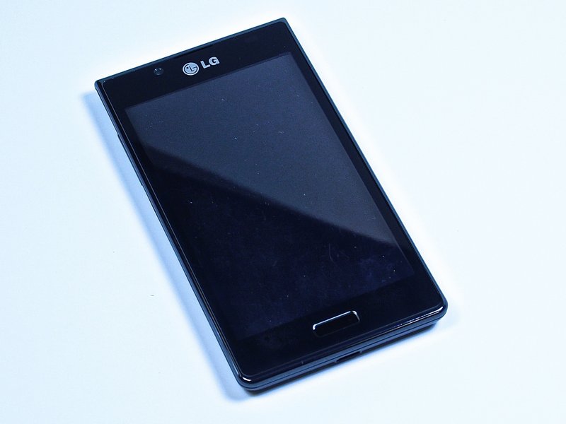 LG Optimus L7 P705 Repair - iFixit