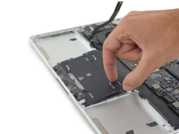 MacBook Pro 13" Retina Display Early 2015 Trackpad Replacement - iFixit Repair Guide