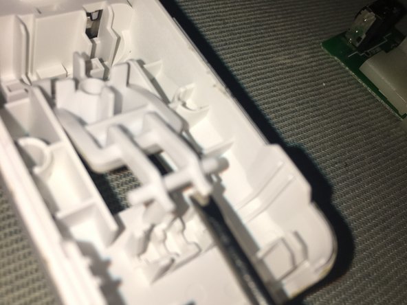 Nintendo Wii Remote & Wii Nunchuk Accessory Disassembly/Reassembly ...