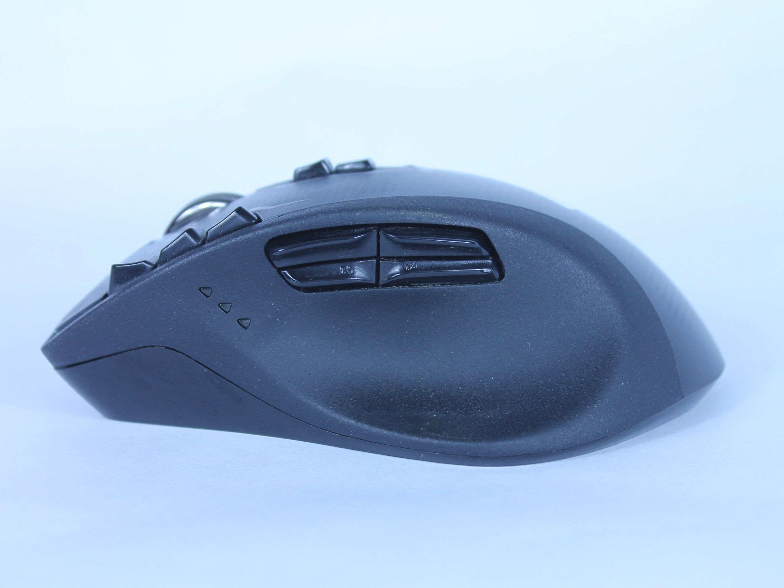 Logitech G700s Side Button Array Replacement - iFixit Repair Guide