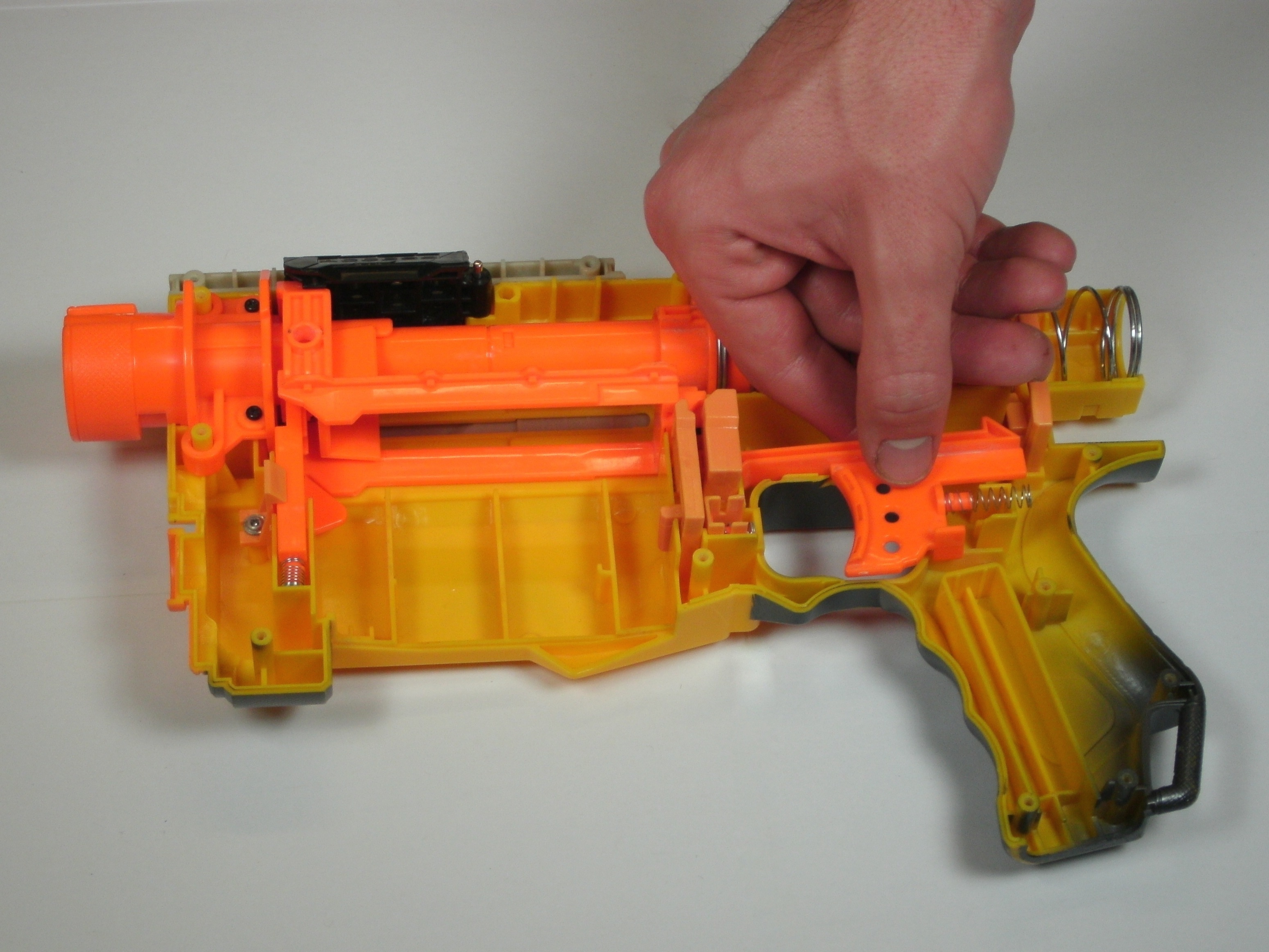 Nerf Recon CS-6 Trigger Replacement - iFixit Repair Guide