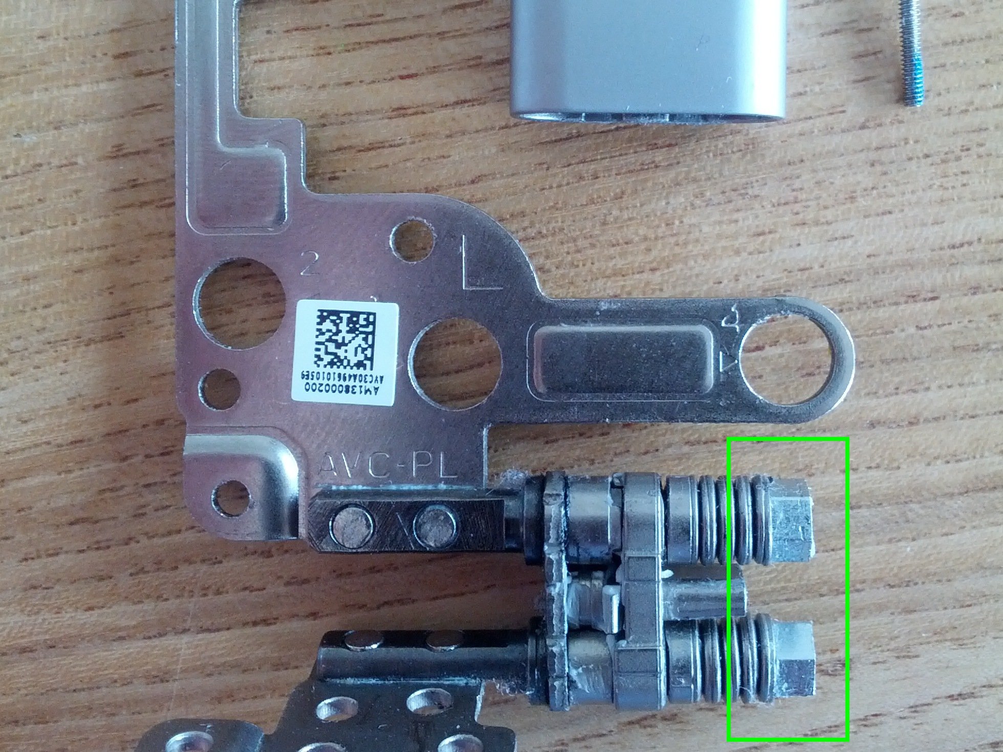 Lenovo Yoga 2 13" Hinge Bracket Fix - iFixit Repair Guide