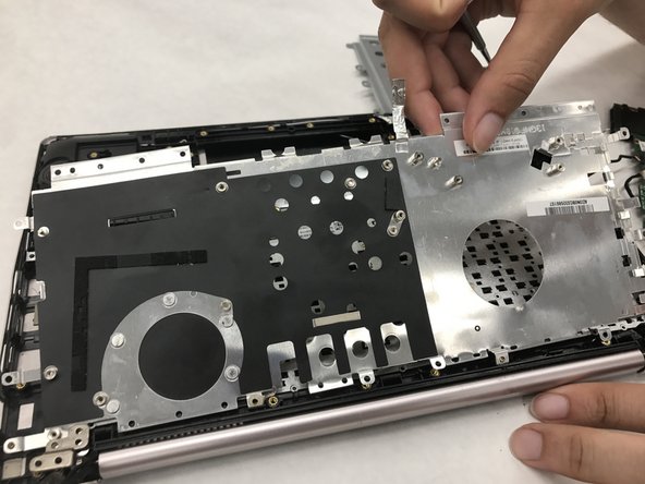 Asus VivoBook Q200E-BSI3T08 Keyboard Replacement - iFixit Repair Guide