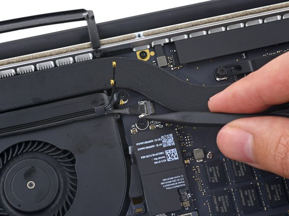 MacBook Pro 15" Retina Display Mid 2015 Battery Replacement - iFixit