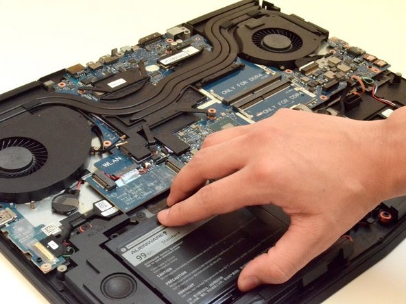 Alienware 17 R4 Battery Replacement - iFixit