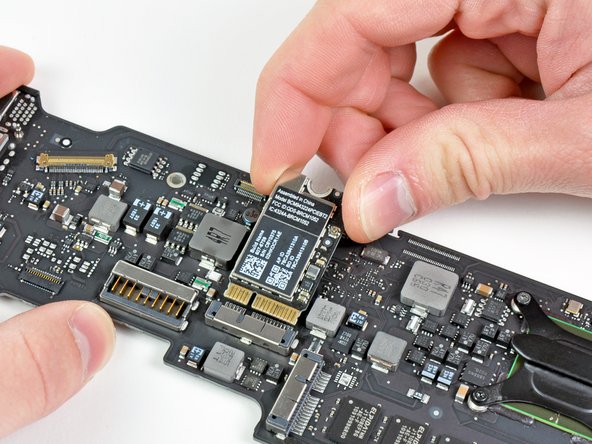 MacBook Air 11" Late 2010 Logic Board Replacement - iFixit
