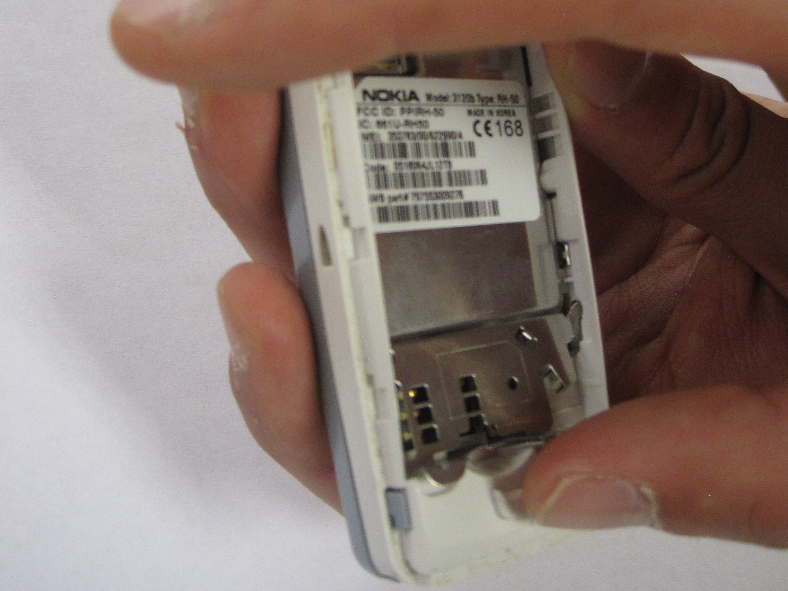 Nokia 3120 SIM Card Replacement - iFixit