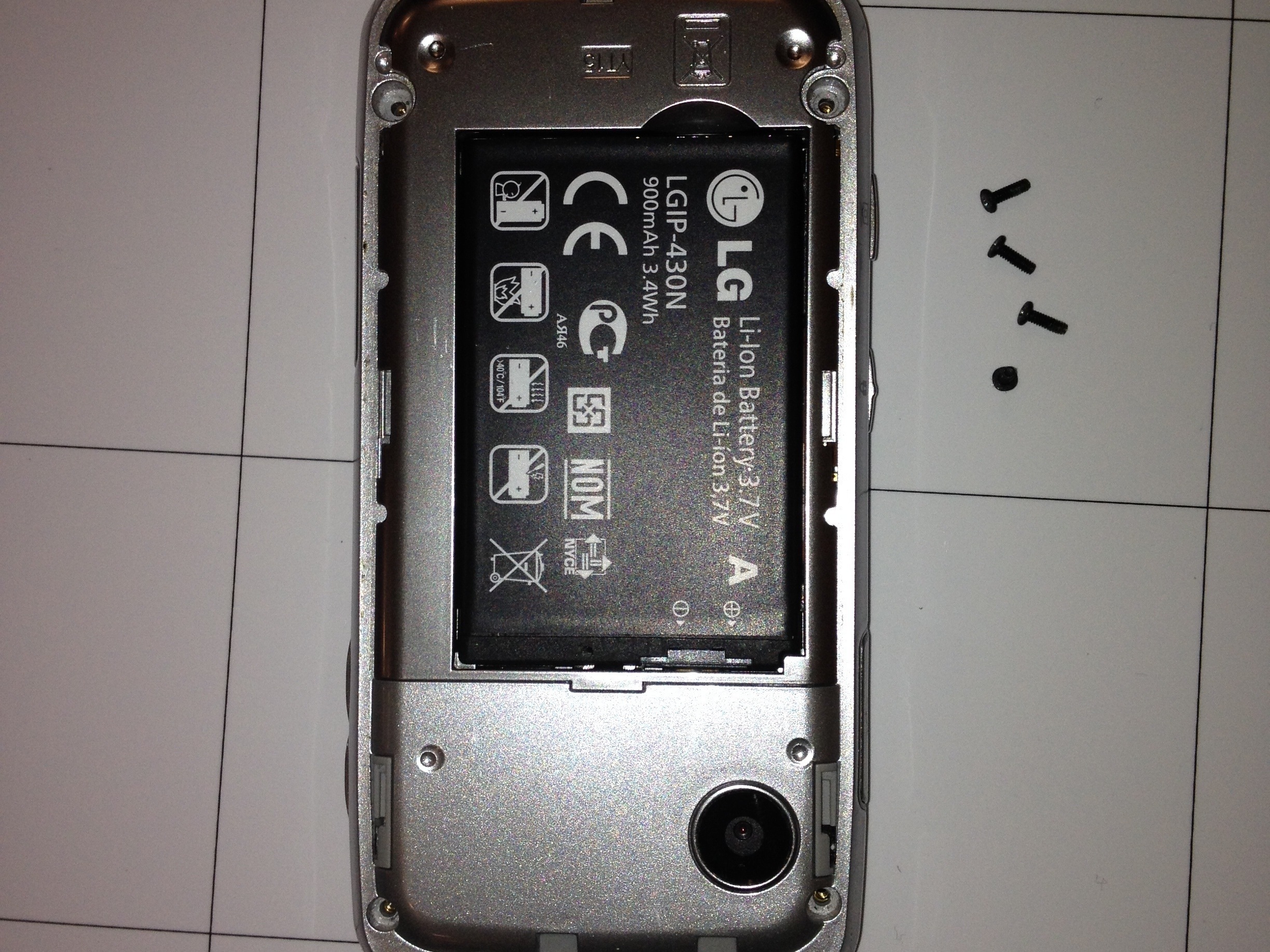 LG Prime GS390 Teardown - iFixit