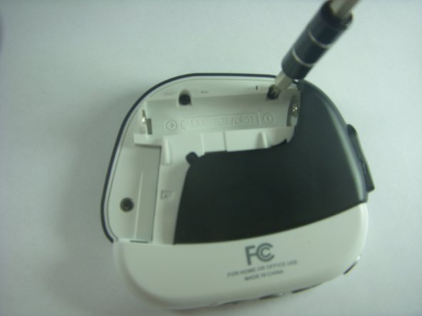 ilo 1Gb Mp3 Player ilo 1 Gb Mp3 Player Motherboard Replacement - iFixit ...