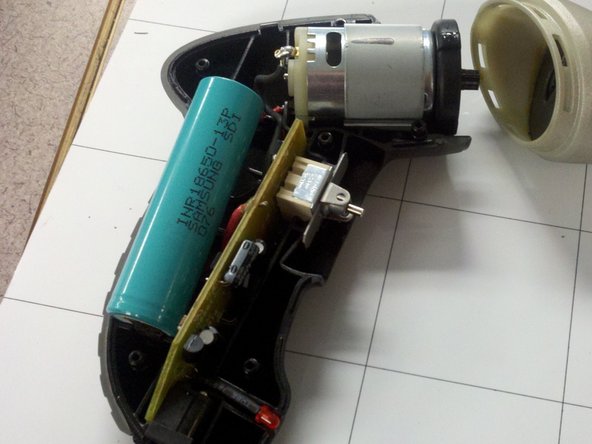 Durofix RV332 Battery LED Replacement - iFixit