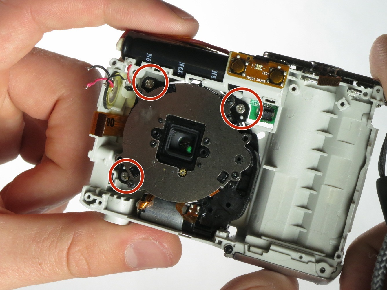 Olympus FE-170 Lens Replacement - iFixit Repair Guide
