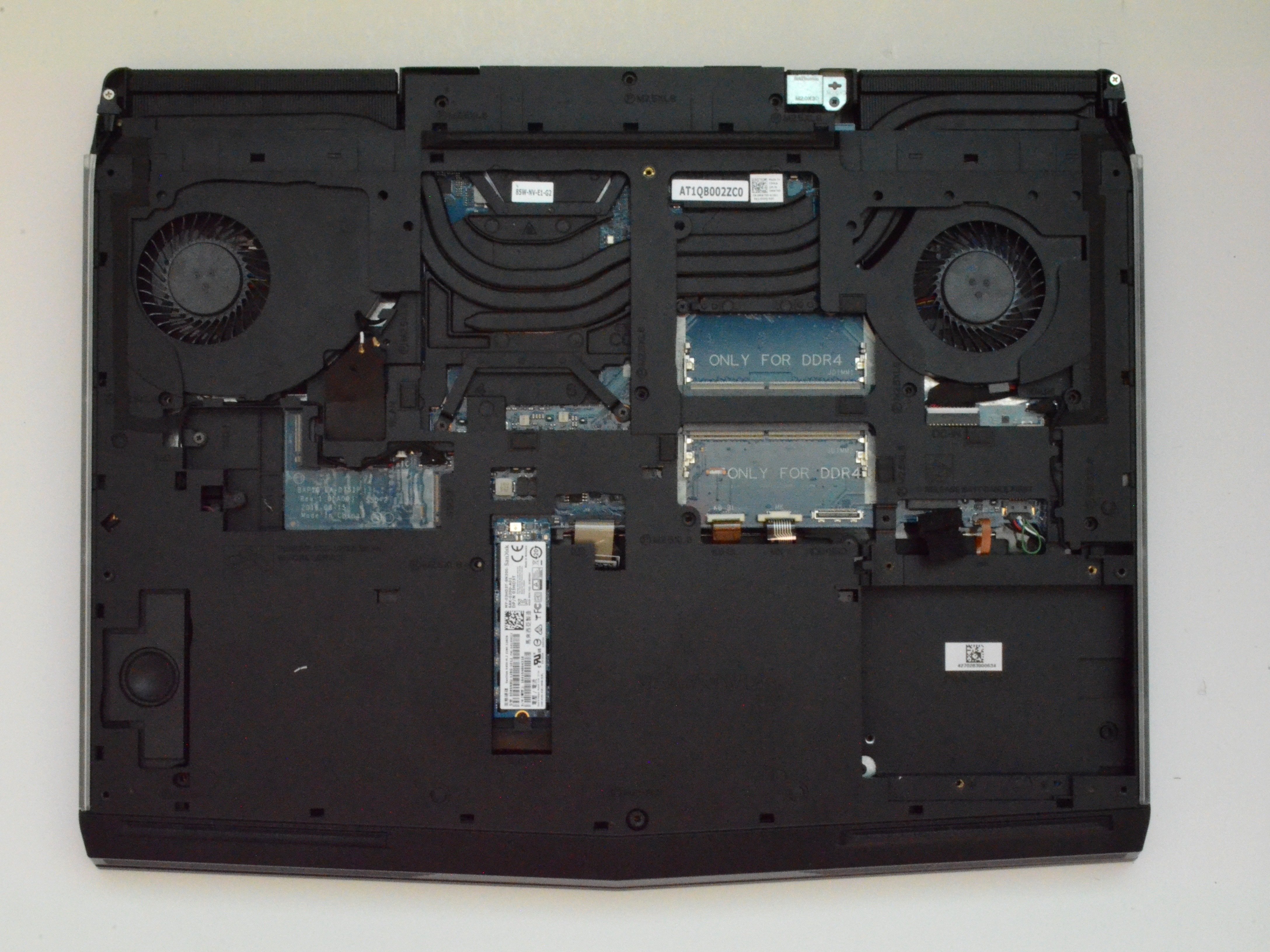 Alienware 17 R4 Plastic Cover Replacement - iFixit Repair Guide