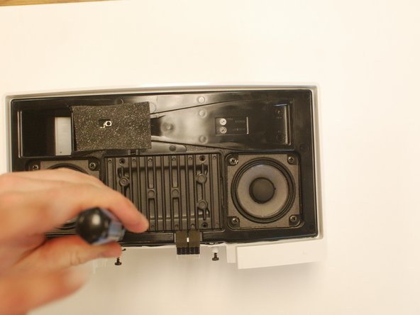 Bose SoundDock 1st Gen Sound Board Replacement - iFixit Repair Guide