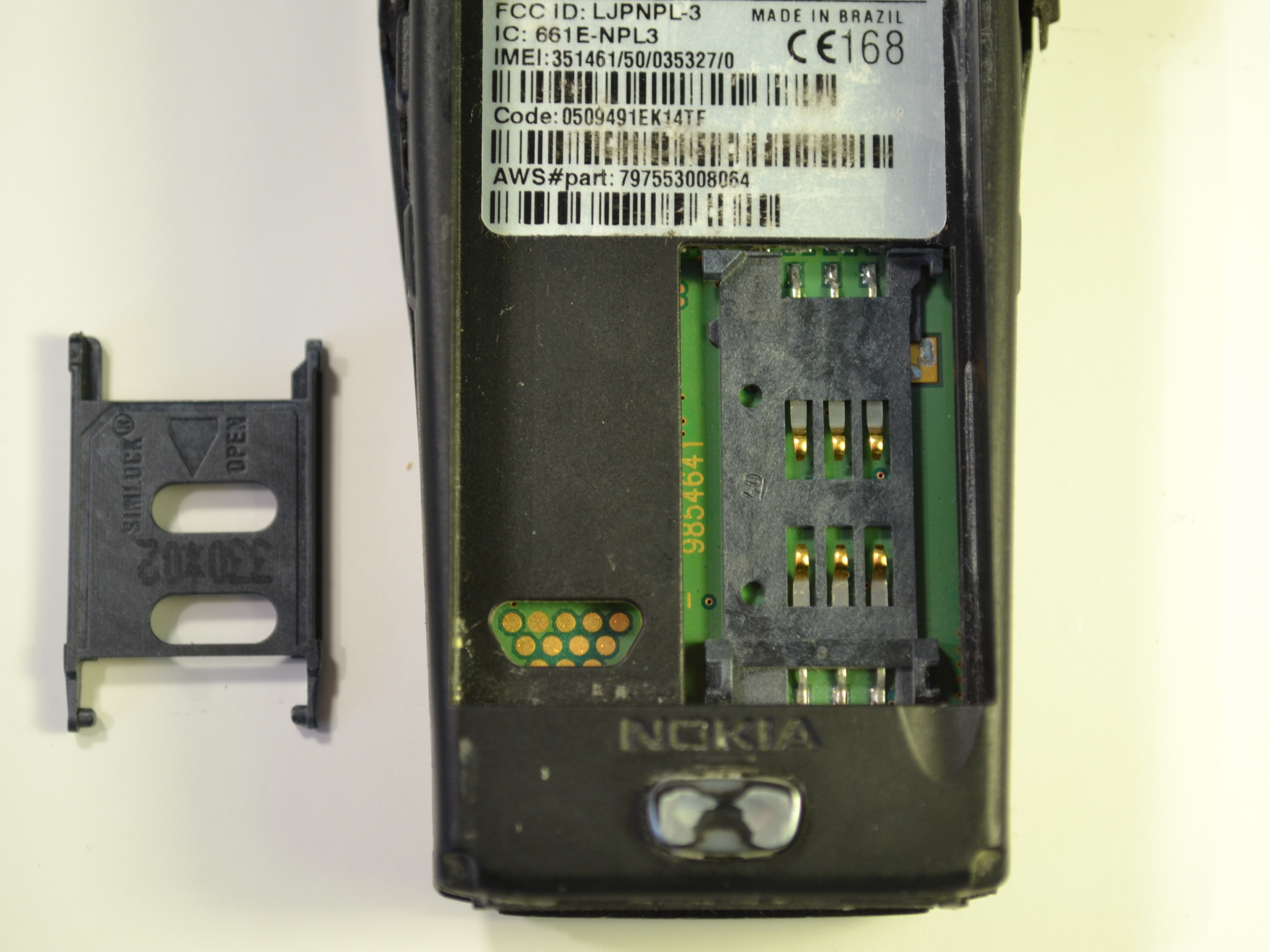 Nokia 6200 Classic SIM Card Replacement - iFixit Repair Guide
