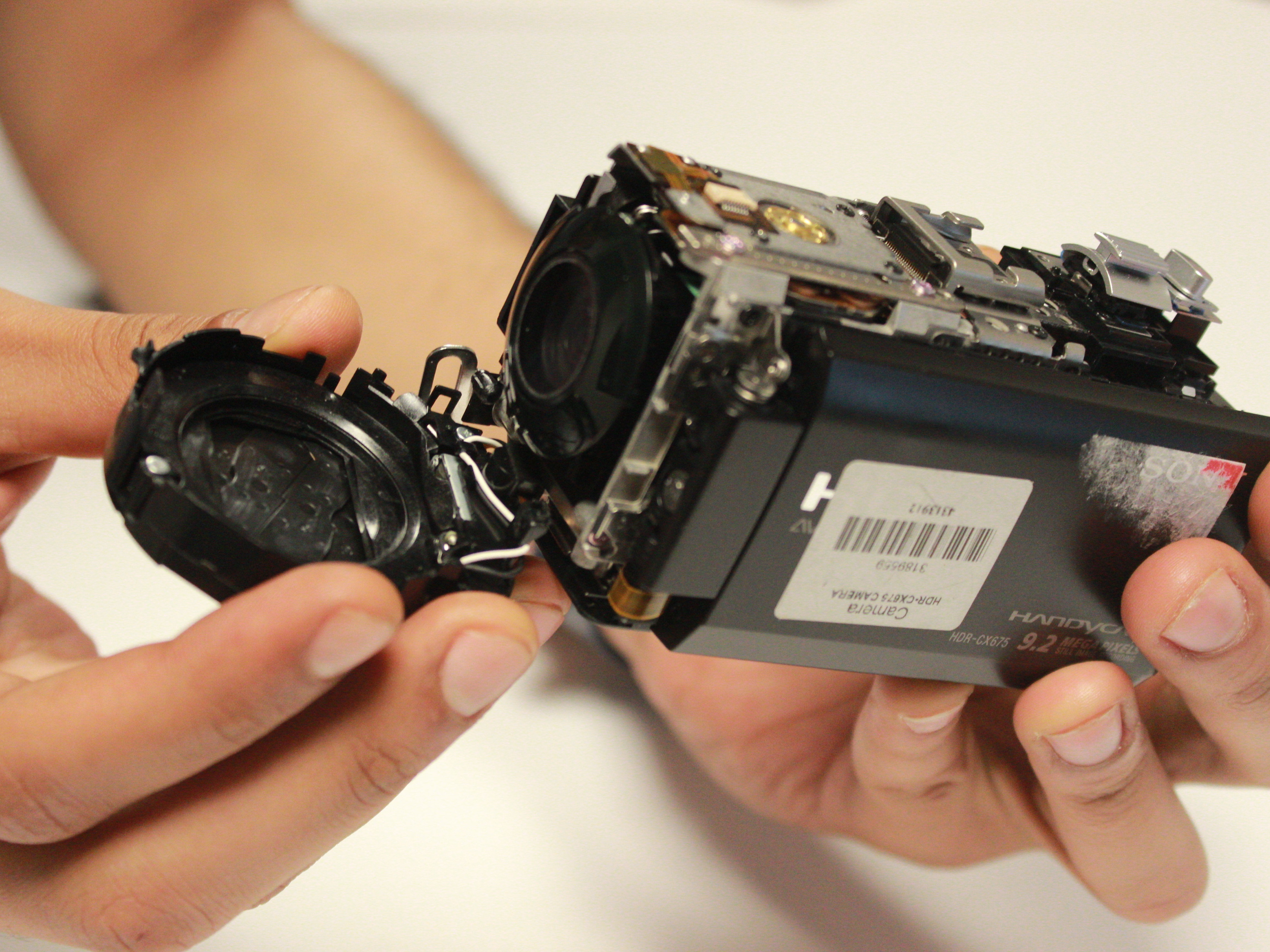 Sony Handycam HDR-CX675 Shutter Assembly Replacement - iFixit Repair Guide