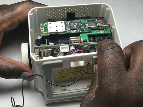 Chumby One Motherboard Replacement - iFixit Repair Guide