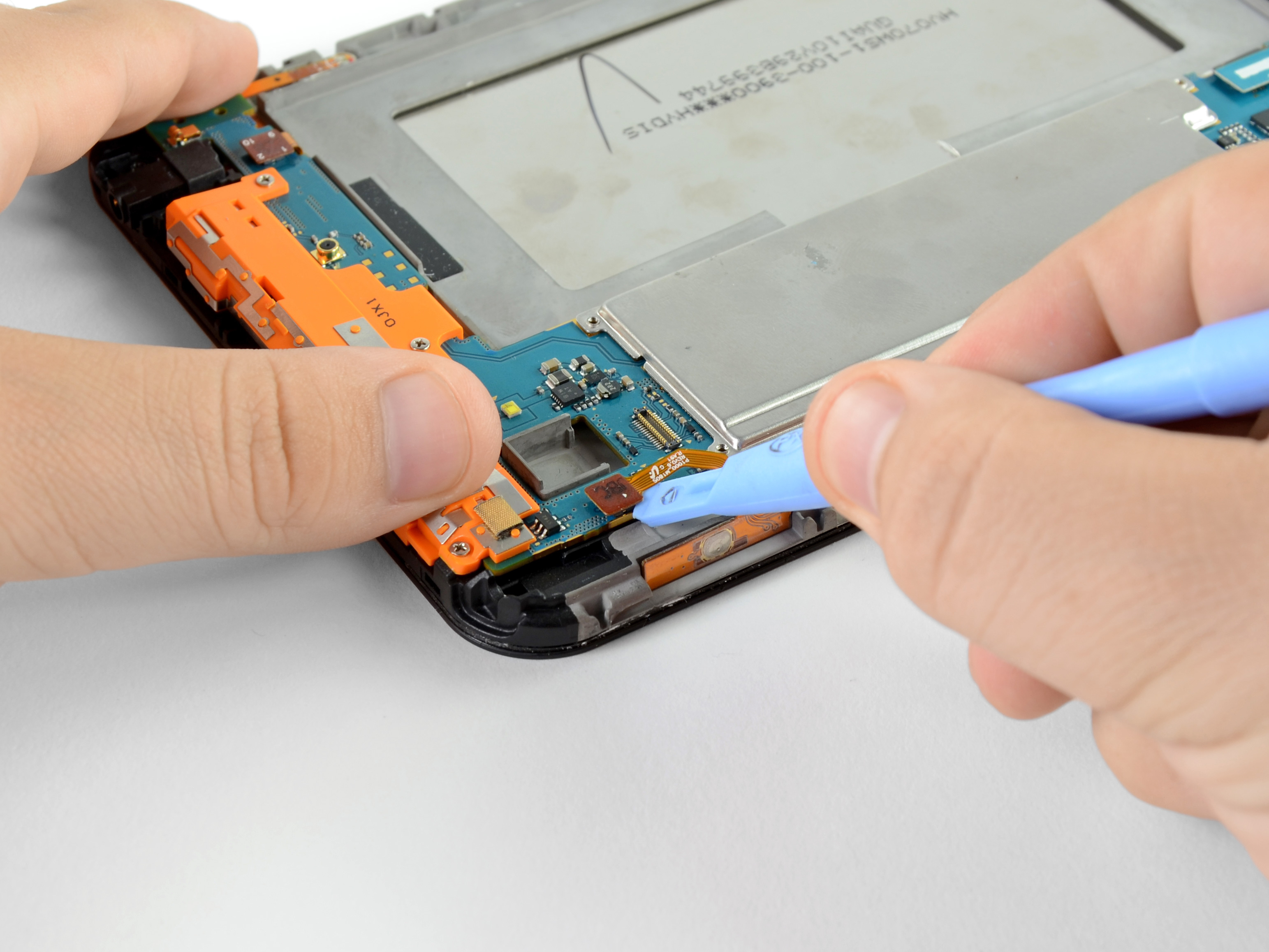 Samsung Galaxy Tab 7.0 Volume Buttons Replacement - iFixit Repair Guide