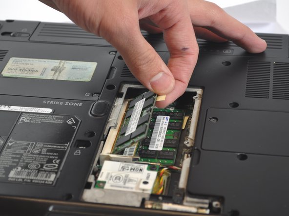 Dell Inspiron 1420 RAM Replacement - iFixit
