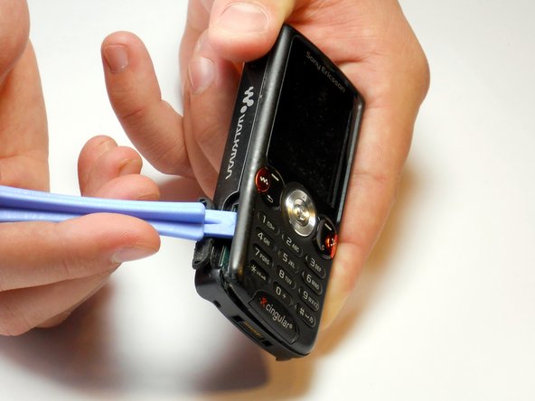 Sony Ericsson W810I Case Replacement - iFixit Repair Guide