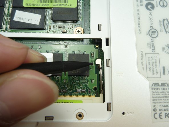 Asus Eee PC 900 RAM Replacement - iFixit Repair Guide