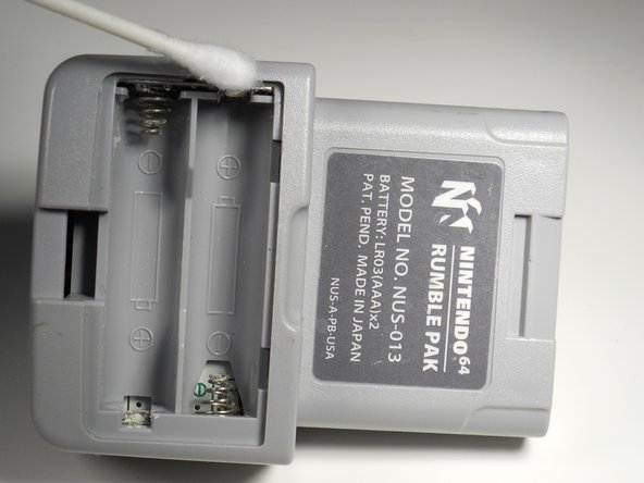 Nintendo 64 Rumble Pak Battery Replacement - iFixit
