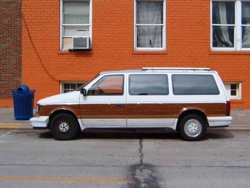 1990 Chrysler Town and Country Repair - iFixit