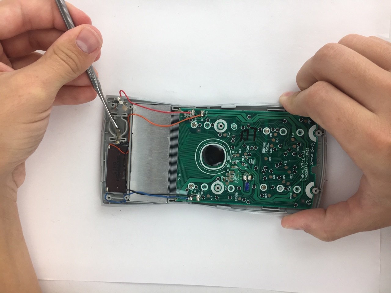 Casio FX-115MS Motherboard and Screen Replacement - iFixit Repair Guide