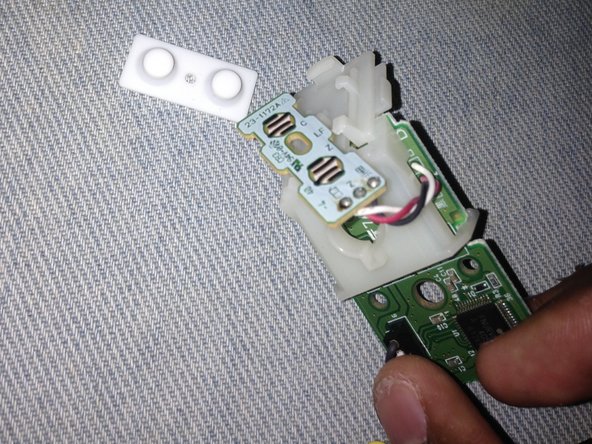 Nintendo Wii Remote & Wii Nunchuk Accessory Disassembly/Reassembly ...