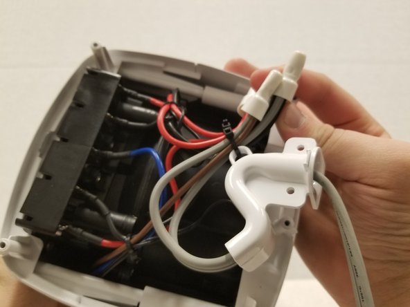 Lasko CD08200 ACLI Safety Plug and Cable Replacement - iFixit Repair Guide