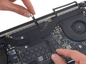 MacBook Pro 15" Retina Display Mid 2015 Heat Sink Replacement - iFixit