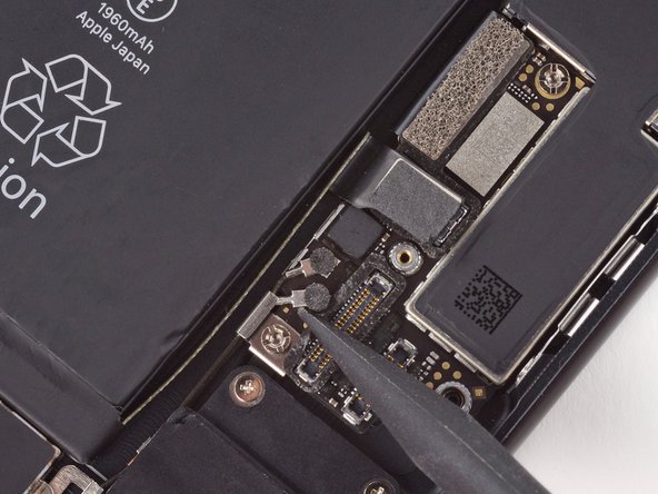 iPhone 7 Logic Board Replacement - iFixit Repair Guide