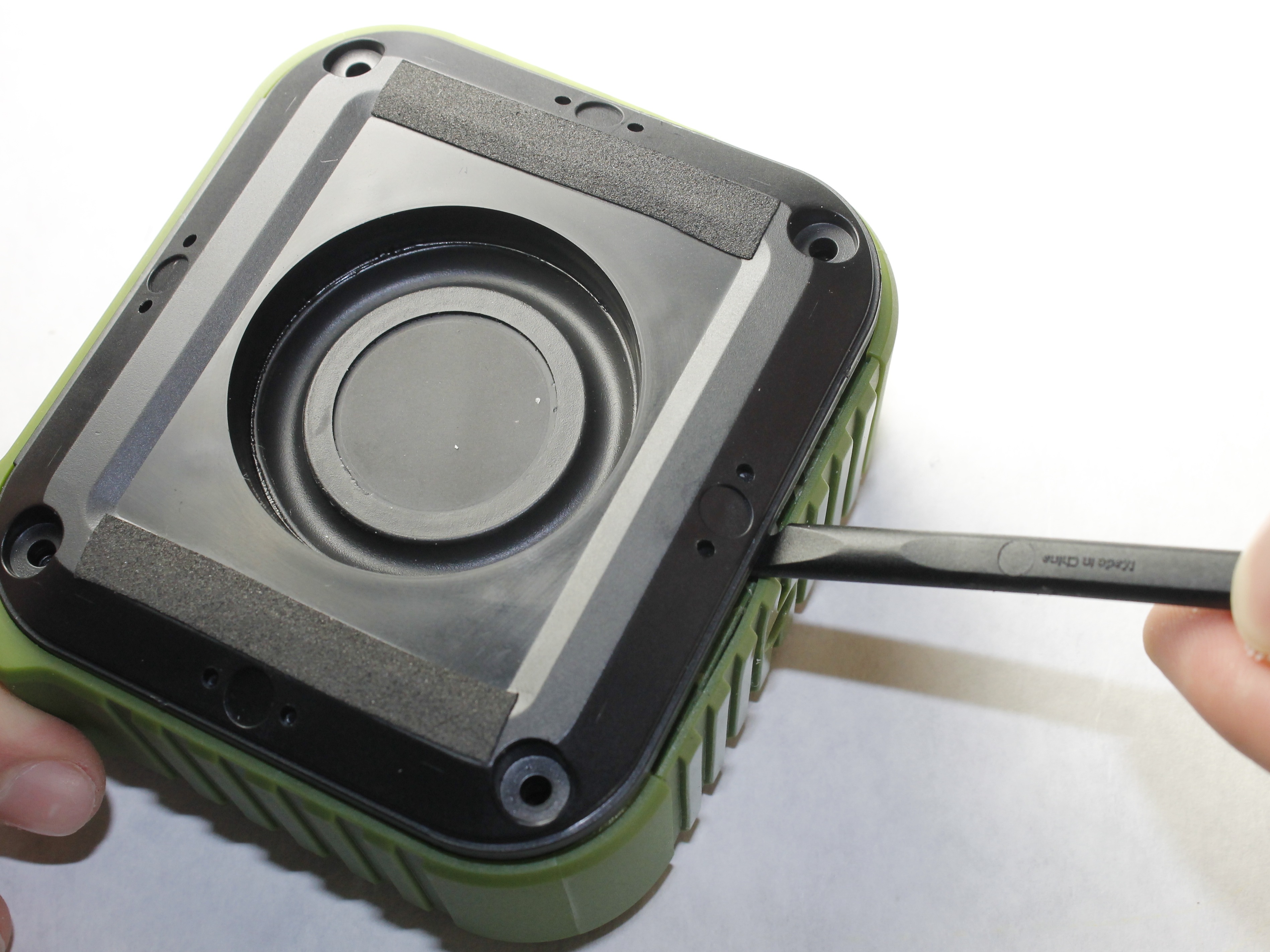 AYL SoundFit Speaker Woofer Replacement - iFixit Repair Guide