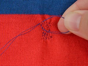 How to Darn a Hole in a Knitted Garment - iFixit