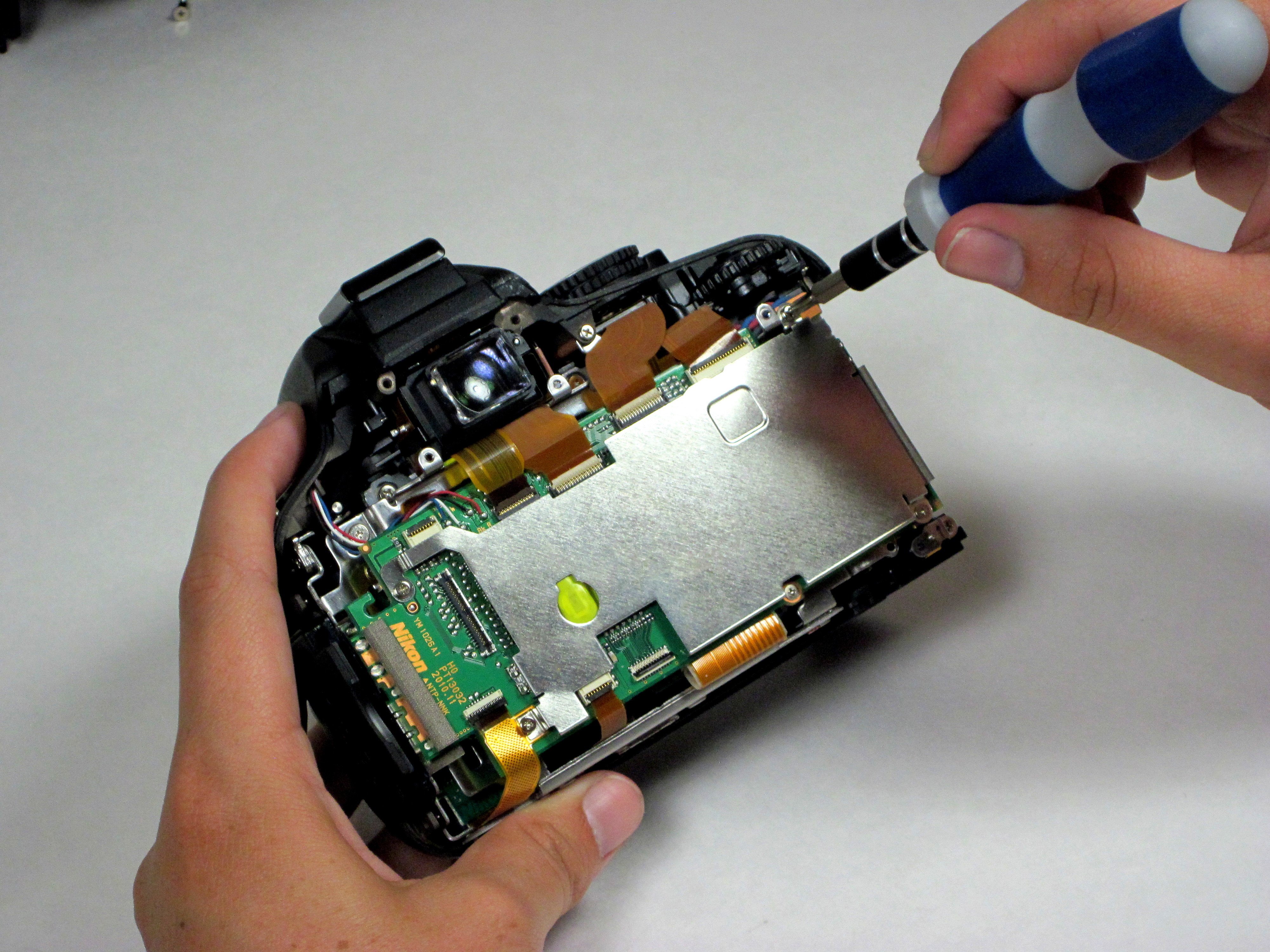 Nikon D5100 Motherboard Replacement - iFixit Repair Guide