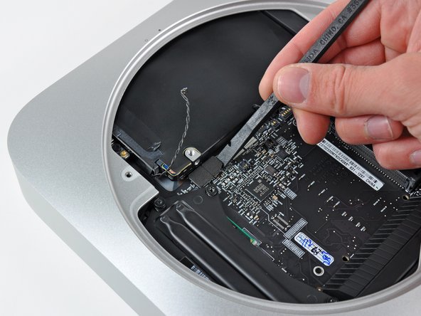 Mac Mini Mid 2010 PRAM Battery Replacement - iFixit