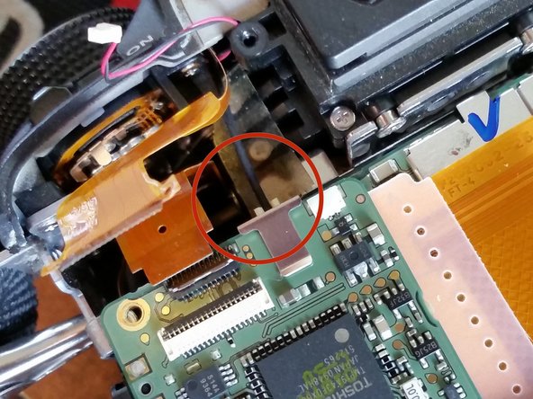 Canon EOS 7D Bent CF Pin Fix/Card Reader Replacement - iFixit