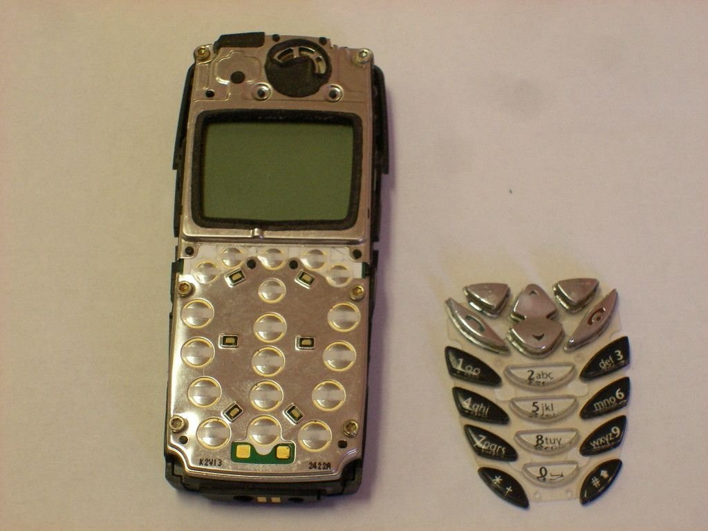 Nokia 8390 Keypad Replacement - iFixit Repair Guide